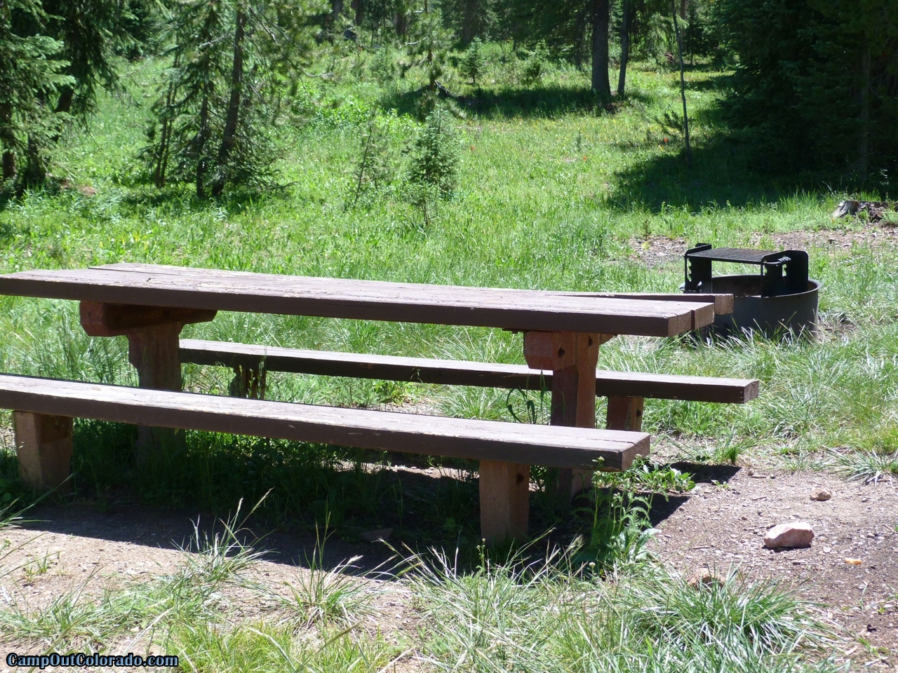 campoutcolorado-meadows-campground-rabbit-ears-table-fire-pit - Camp ...